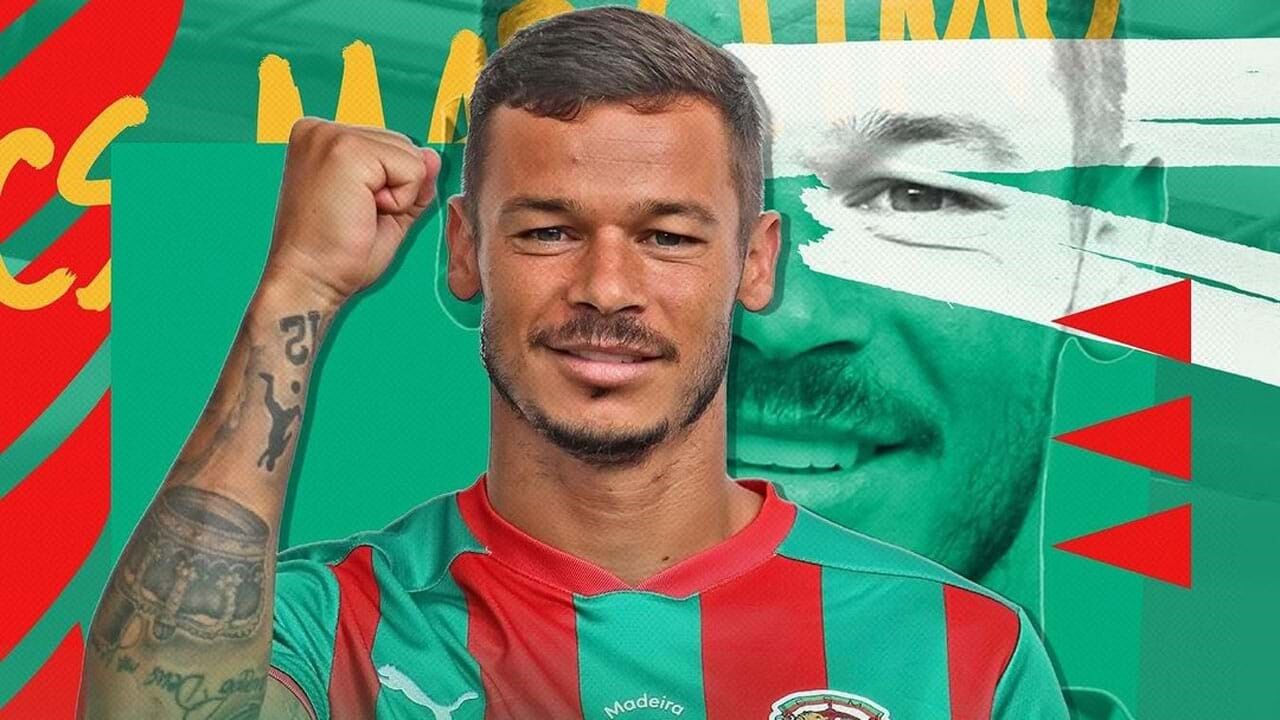 Oficial: Edgar Costa renova contrato para jogar na equipa B do Marítimo ...