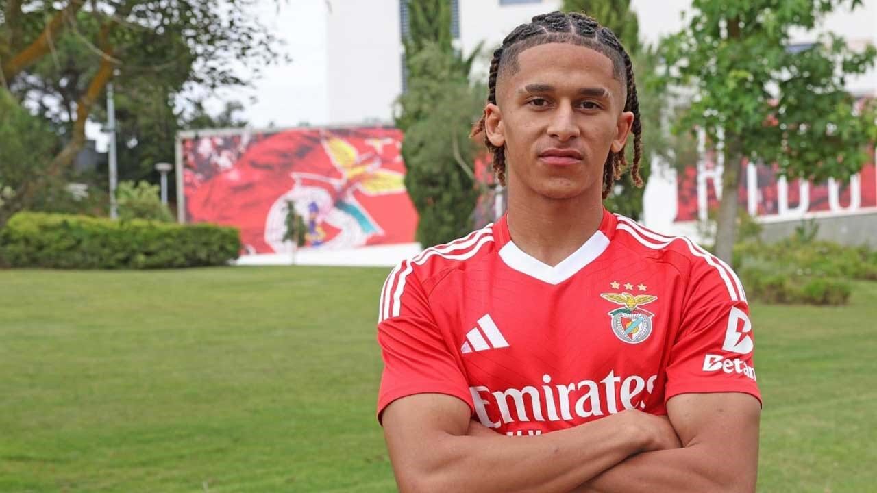 Leandro Martins renova e vai para a 11.ª época no Benfica - Benfica - Jornal Record