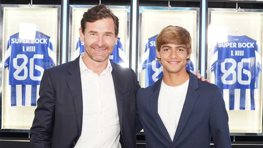 Rodrigo Mora após renovar: «Primeiro sonho é estrear-me pela equipa principal e depois ser ...