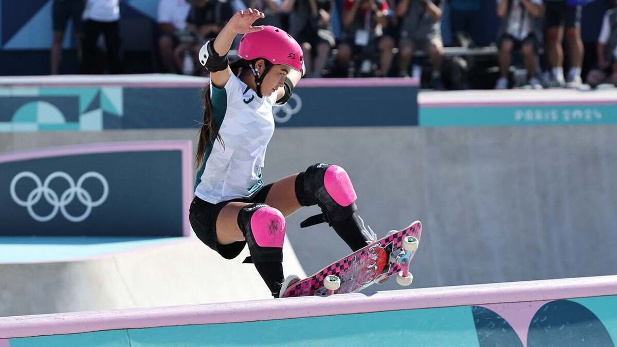 Arisa Trew conquista ouro e é a medalhada mais jovem destes Jogos ...