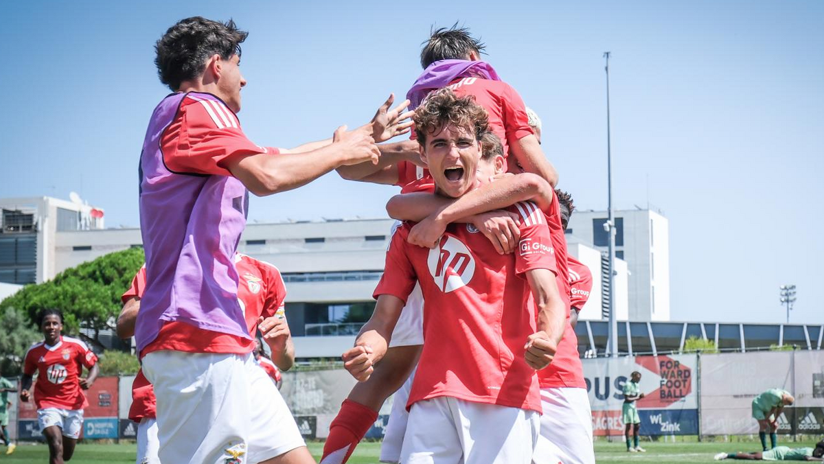 Benfica-Lusitânia Açores, 1-0: ao cair do pano - Juniores - Jornal Record