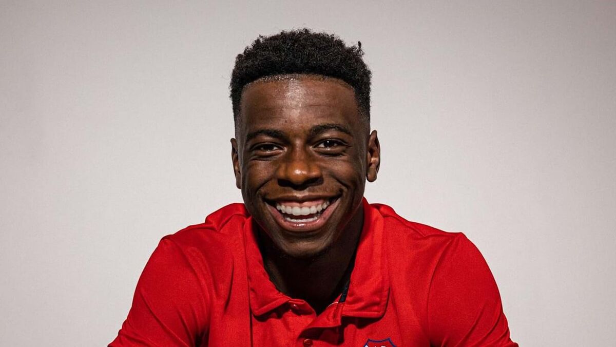 Leonardo Buta integrado no plantel do Moreirense esta quarta-feira ...