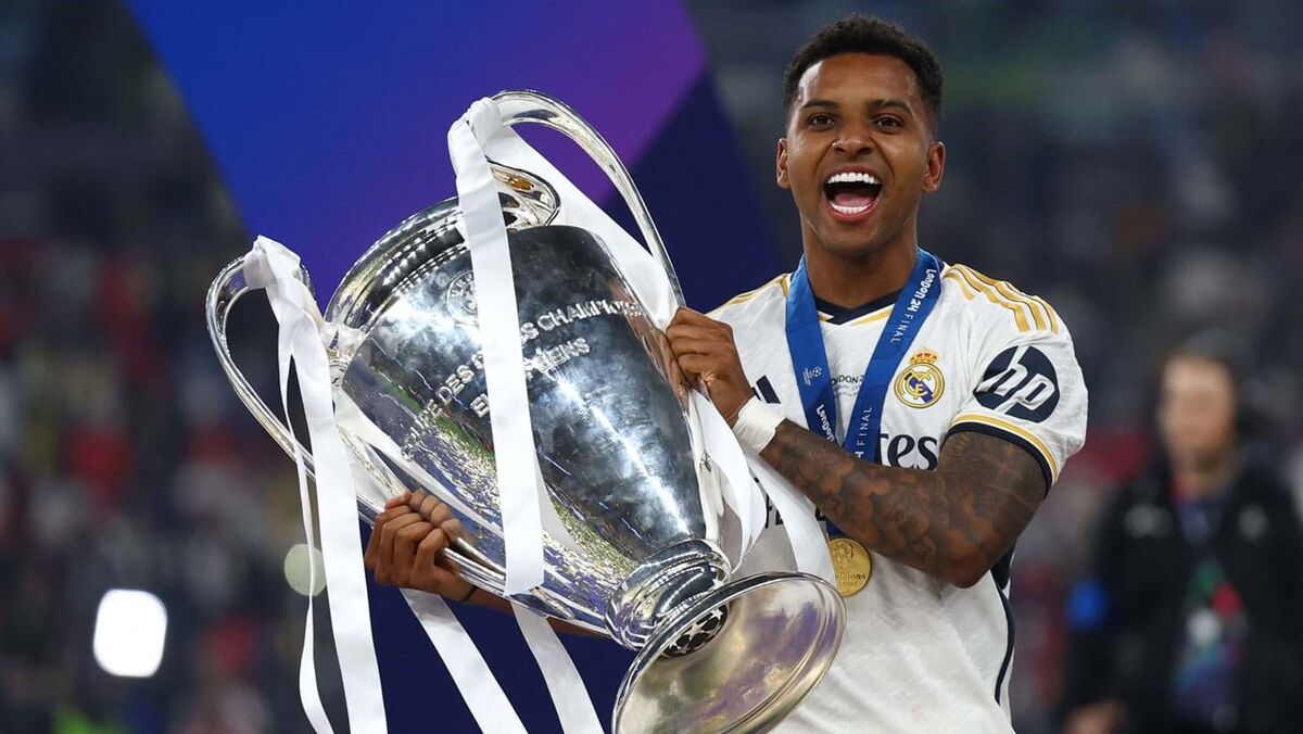 Rodrygo fica fora do top-30 da Bola de Ouro e 'esfrega' títulos que ...