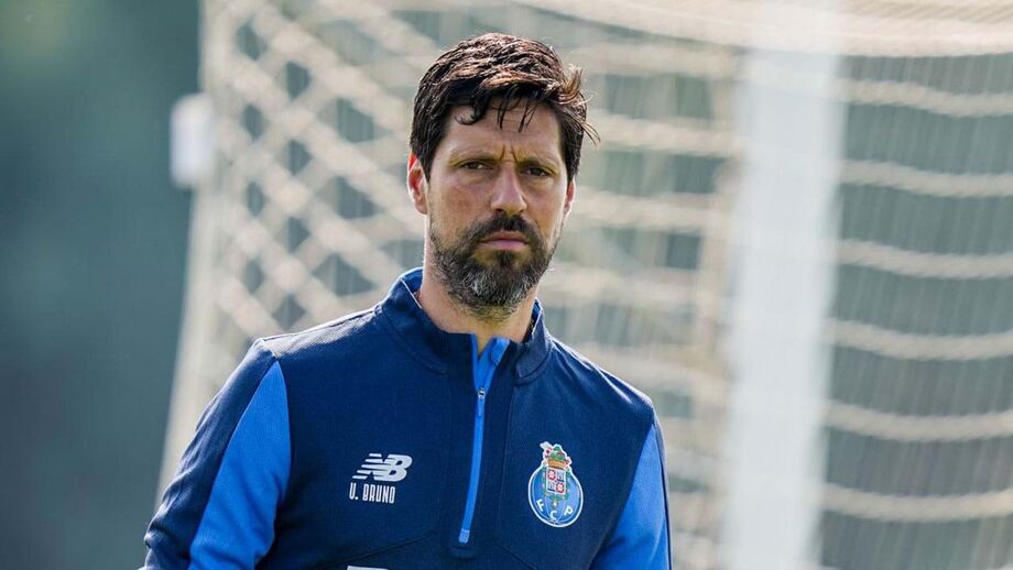 Vítor Bruno com o grupo completo após regresso dos últimos sete ...