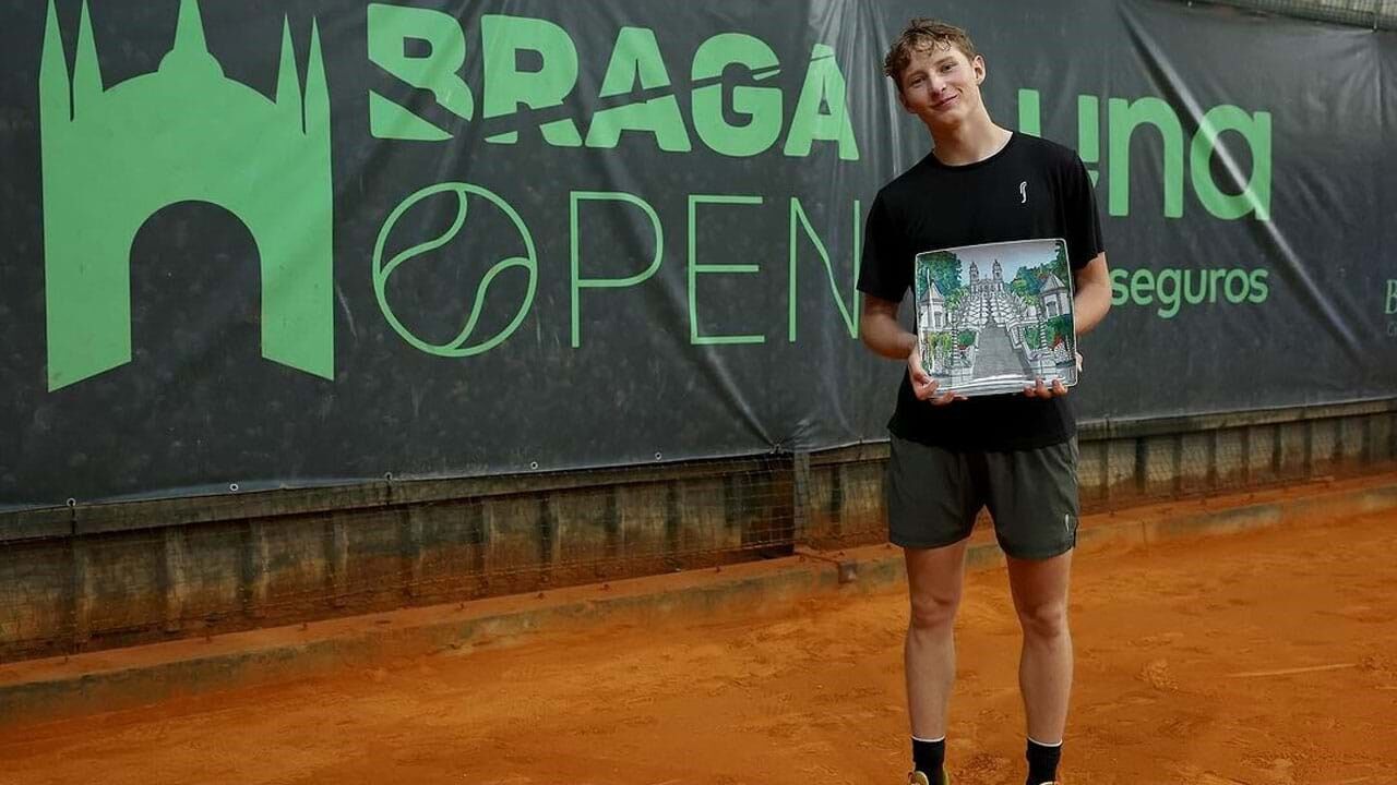 Elmer Moller conquista primeiro título challenger no Braga Open em ...