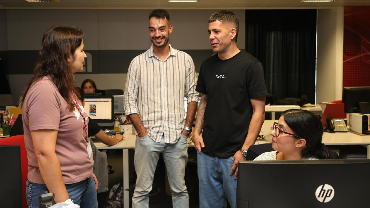 Carlos Nicolía: «Tive uma proposta de um clube que valia a pena... o OC ...