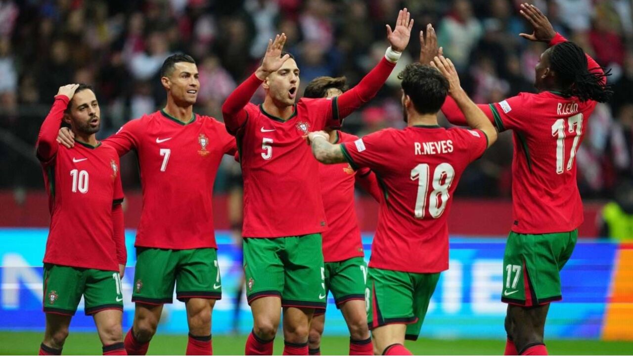 Jogadores que valem ouro: Seleção Nacional no top 3 dos plantéis mais ...