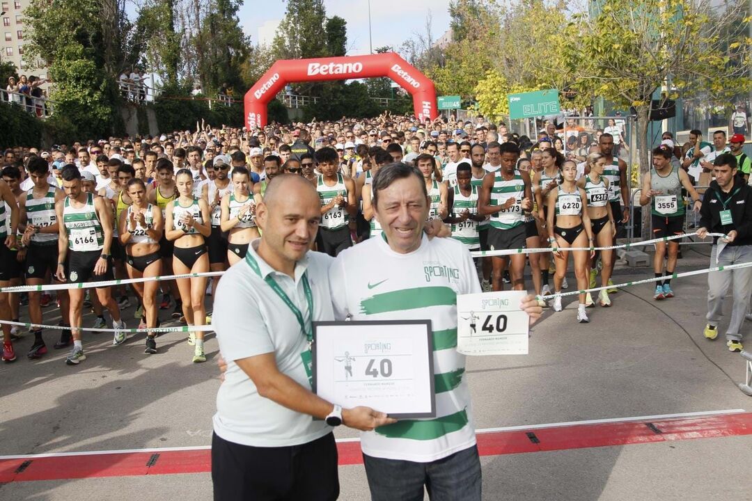 Ambiente de festa e homenagem a Fernando Mamede na Corrida do Sporting ...