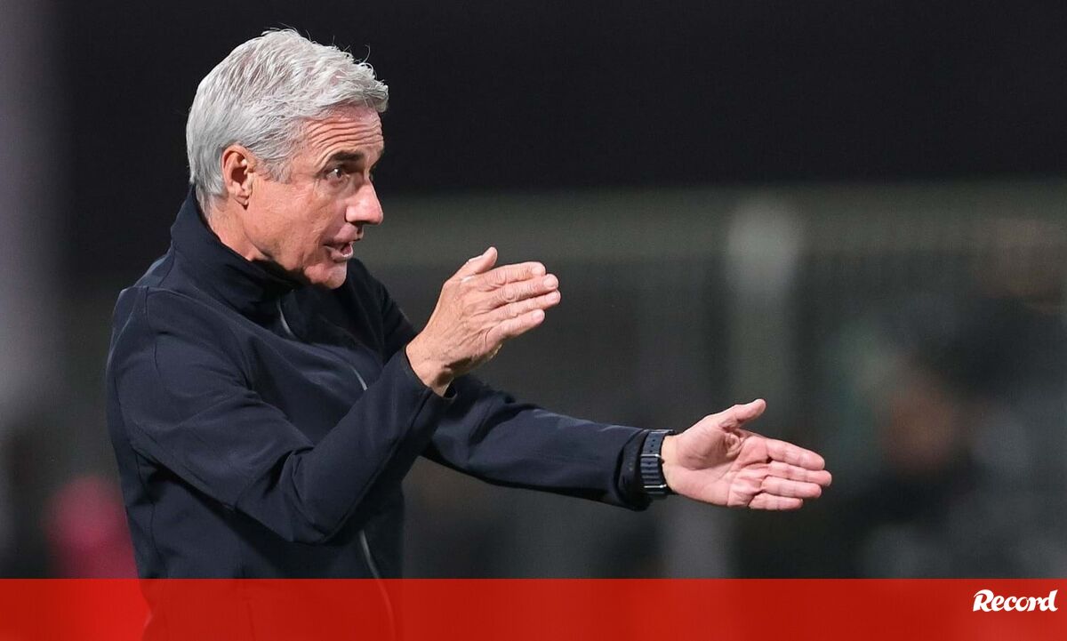 Santos já conversa com empresário de Luís Castro - Brasil - Jornal Record