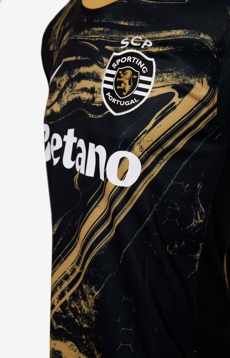 Os pormenores do novo equipamento do Sporting em homenagem a Cristiano ...