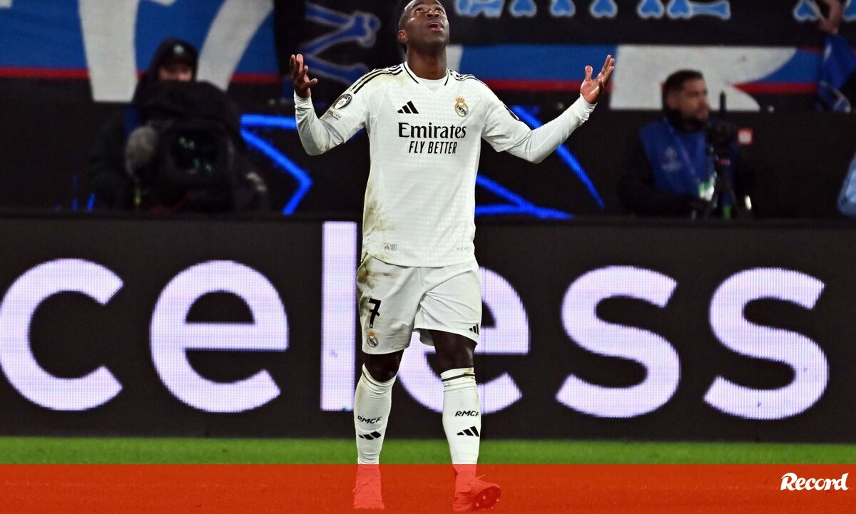 Vinícius: «Era uma criança que só jogava à bola descalço nas ruas de ...