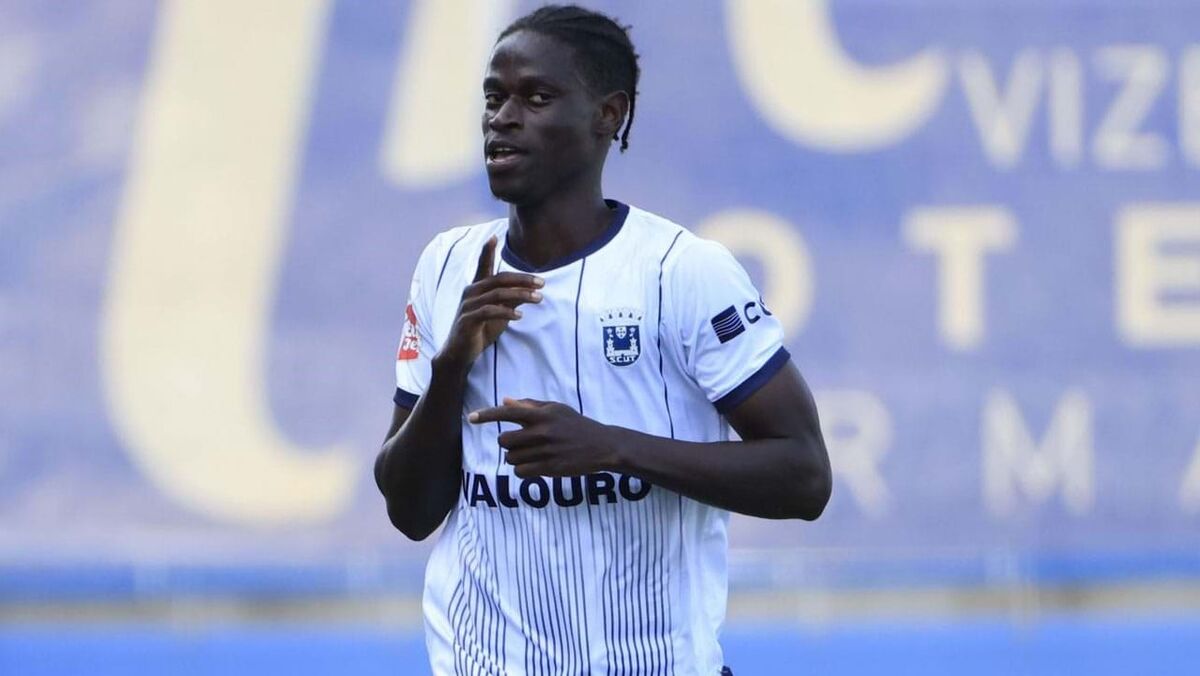 Vando Félix na mira do V. Guimarães - V. Guimarães - Jornal Record