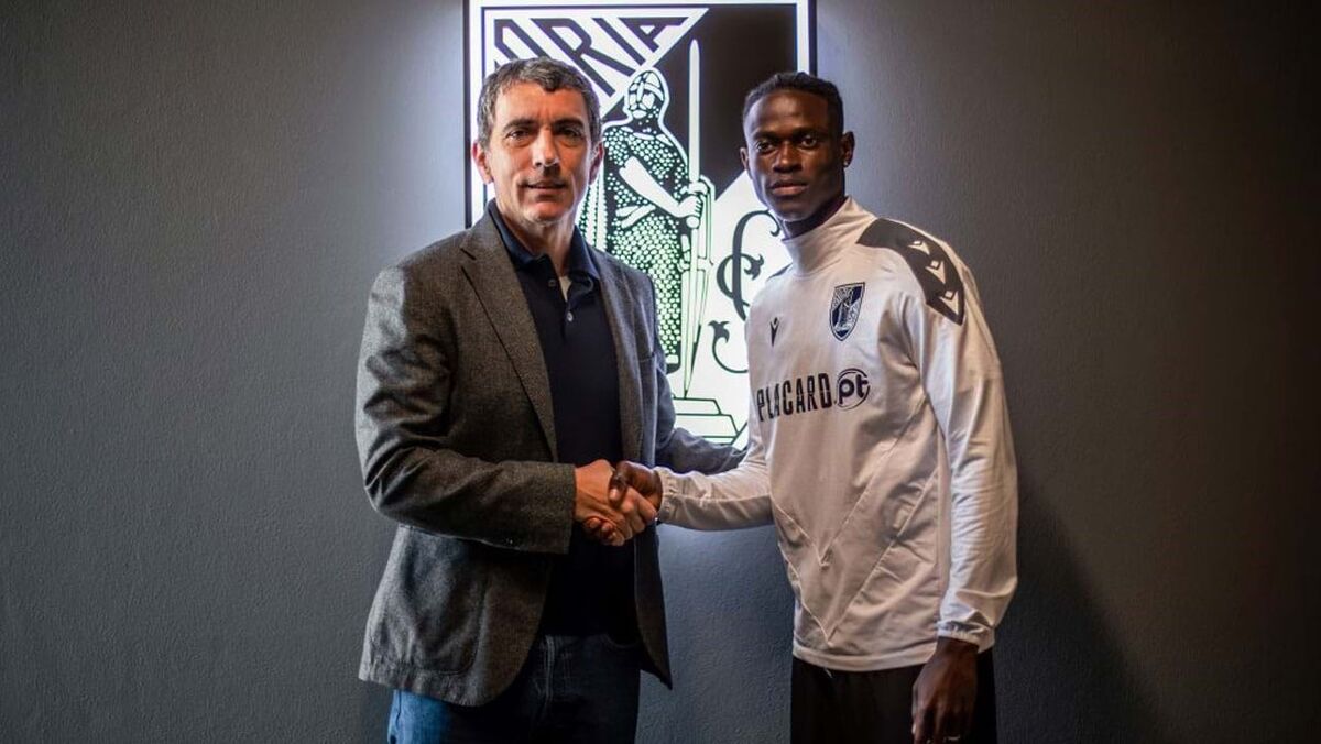 Vando Félix blindado no V. Guimarães por cláusula de 25 milhões de euros - V. Guimarães - Jornal ...