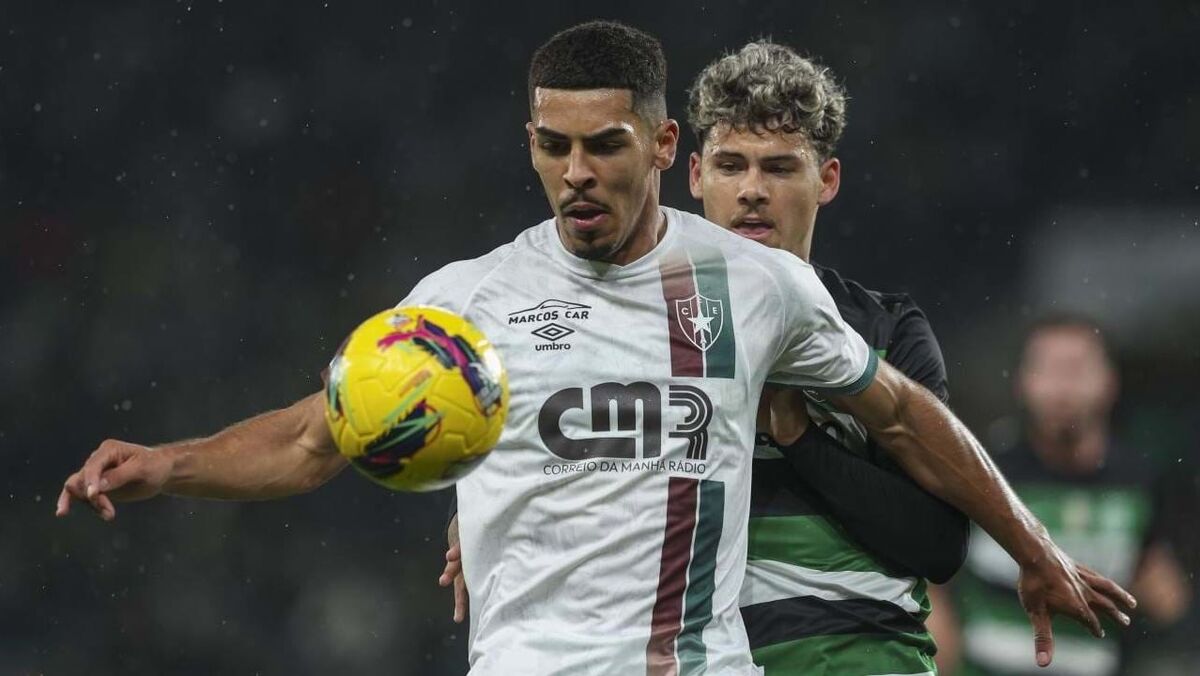 Danilo Veiga certo no Lecce - E. Amadora - Jornal Record