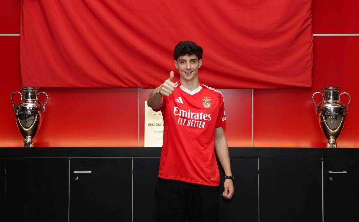 Manu Silva tem cláusula de rescisão de 70 milhões de euros - Benfica ...