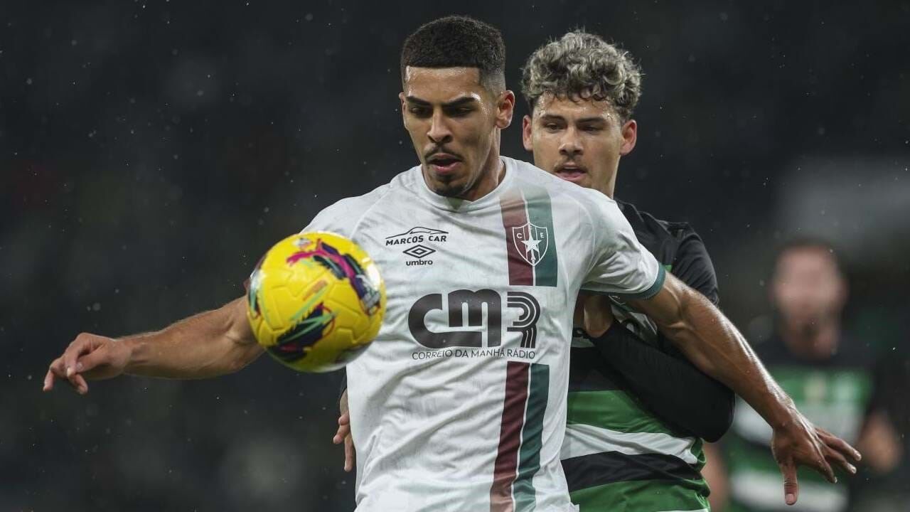 Danilo Veiga certo no Lecce - E. Amadora - Jornal Record