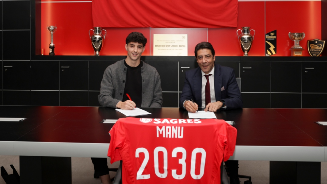 Manu Silva tem cláusula de rescisão de 70 milhões de euros - Benfica ...