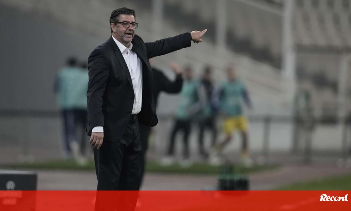Rui Vitória pede entrada forte pela reviravolta - Conference League ...