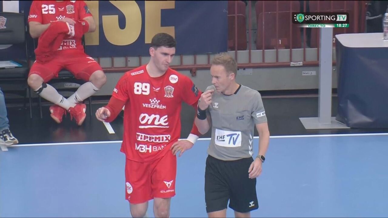 Liga dos Campeões de andebol: árbitro do Veszprém-Sporting colapsa em ...