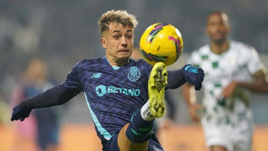 Valencia tenta o empréstimo de Iván Jaime junto do FC Porto - FC Porto ...