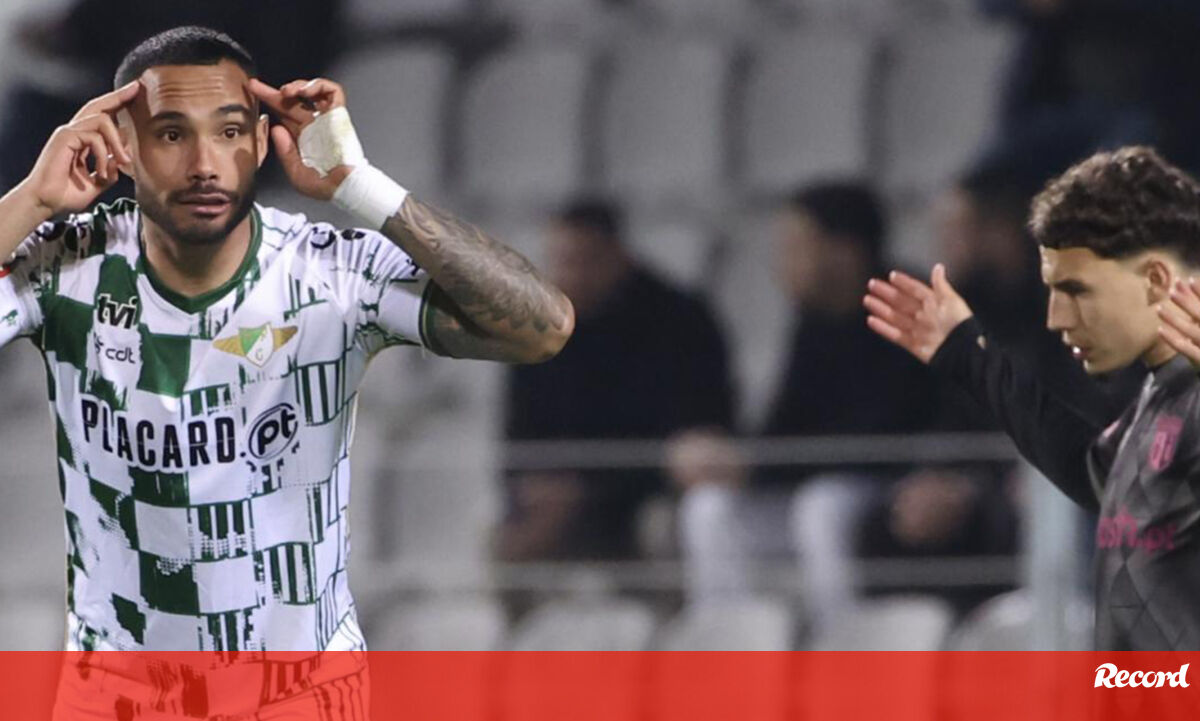 Schettine espreita regresso - Moreirense - Jornal Record