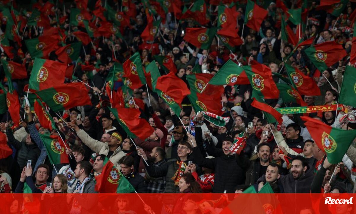 Torcida Verde critica dualidade de critérios verificada no jogo com a ...