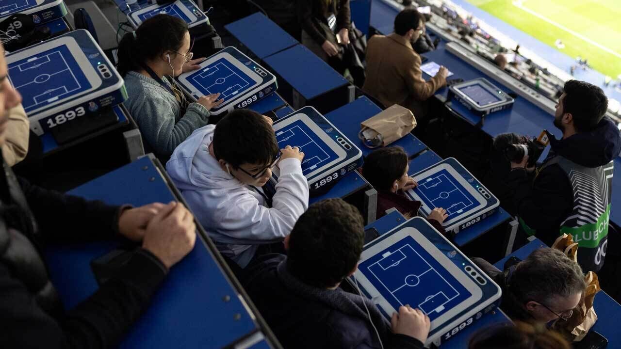 'Touch2See': uma nova forma de sentir o jogo no Dragão - FC Porto ...
