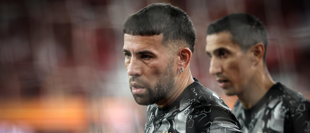 Otamendi e Di María mais 15 dias... pelo menos: Benfica quer argentinos até ao final do Mundial ...