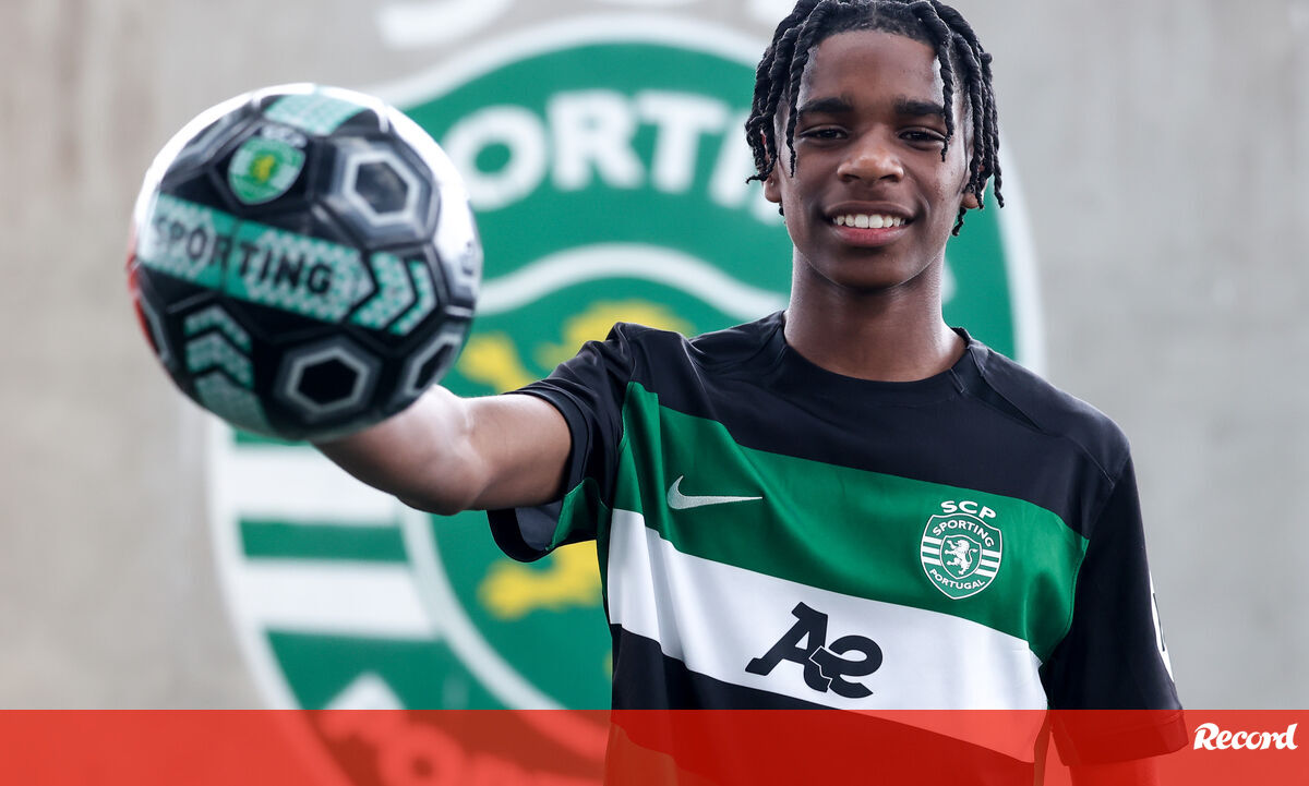 Sporting assina contrato de formação com avançado Daniel Évora ...