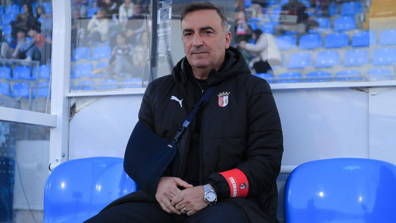 Carlos Carvalhal olha para o jogo com o Benfica: «Temos de fazer o ...
