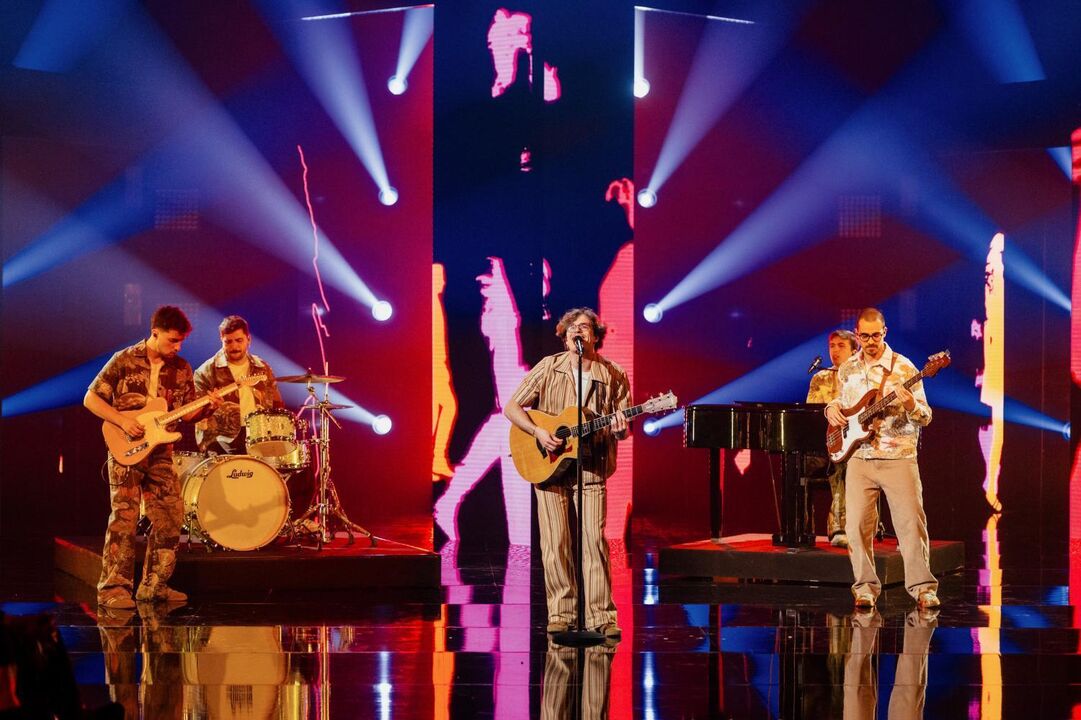 Portugal apurado para a final da Eurovisão... com direito à máscara de ...