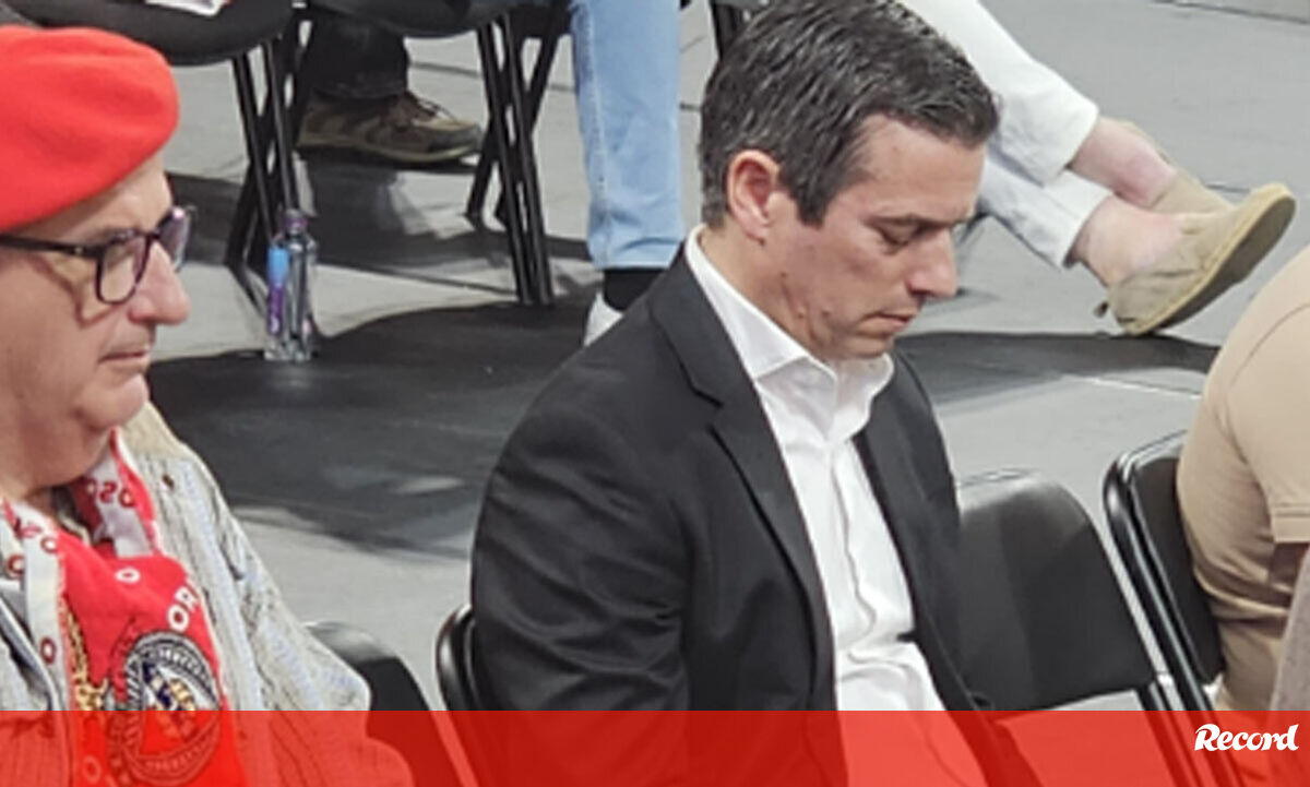 Nuno Lobo volta a atirar-se a Rui Costa: «Não preciso de chefes de ...