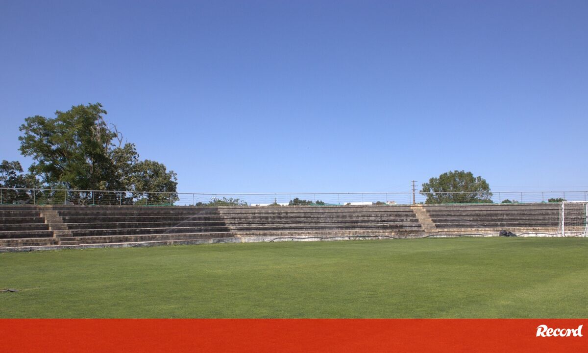 Obras no estádio do Alverca continuam a decorrer em bom ritmo - Alverca ...