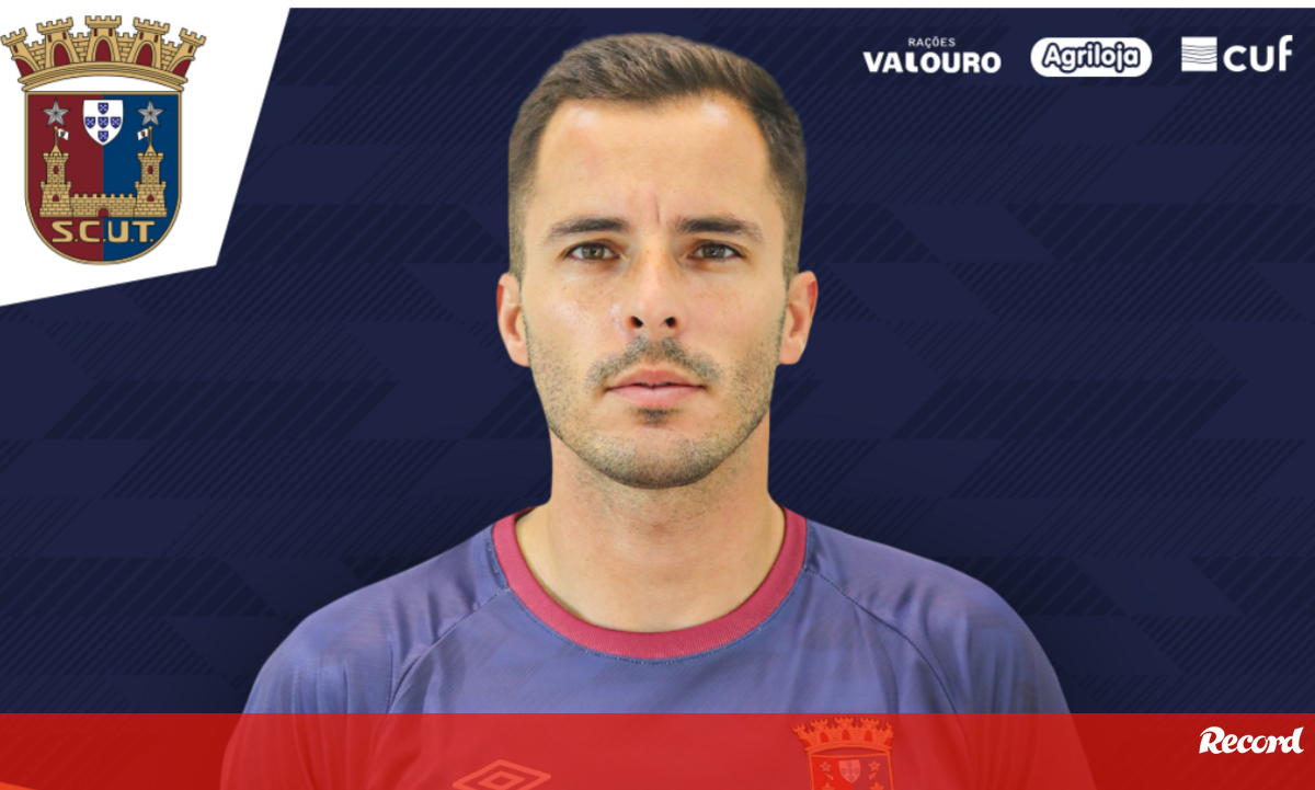 Oficial: David Bruno reforça o Torreense - Torreense - Jornal Record