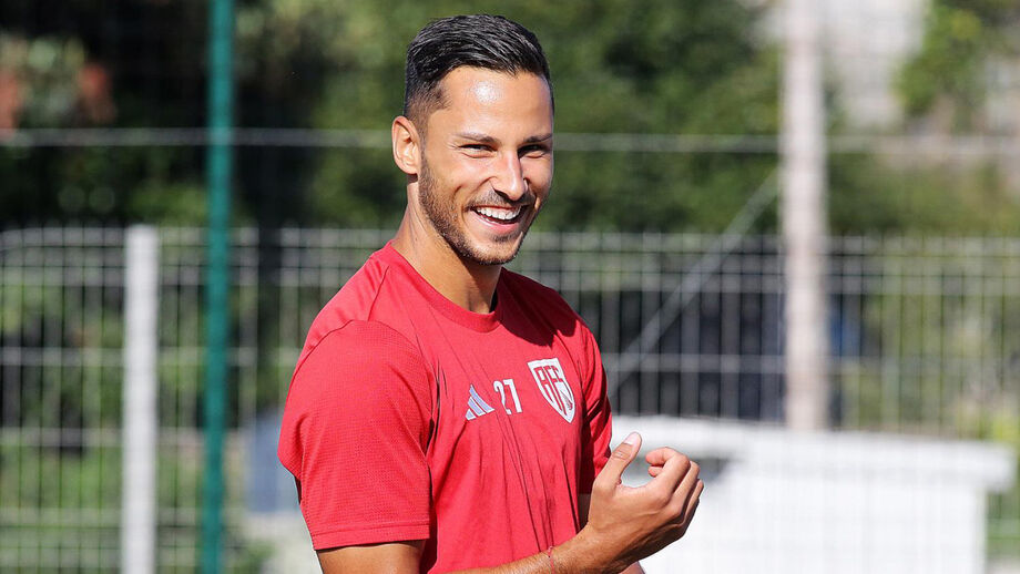 Eric Veiga sobre a época do AVS SAD: «Quando se tem quatro treinadores ...