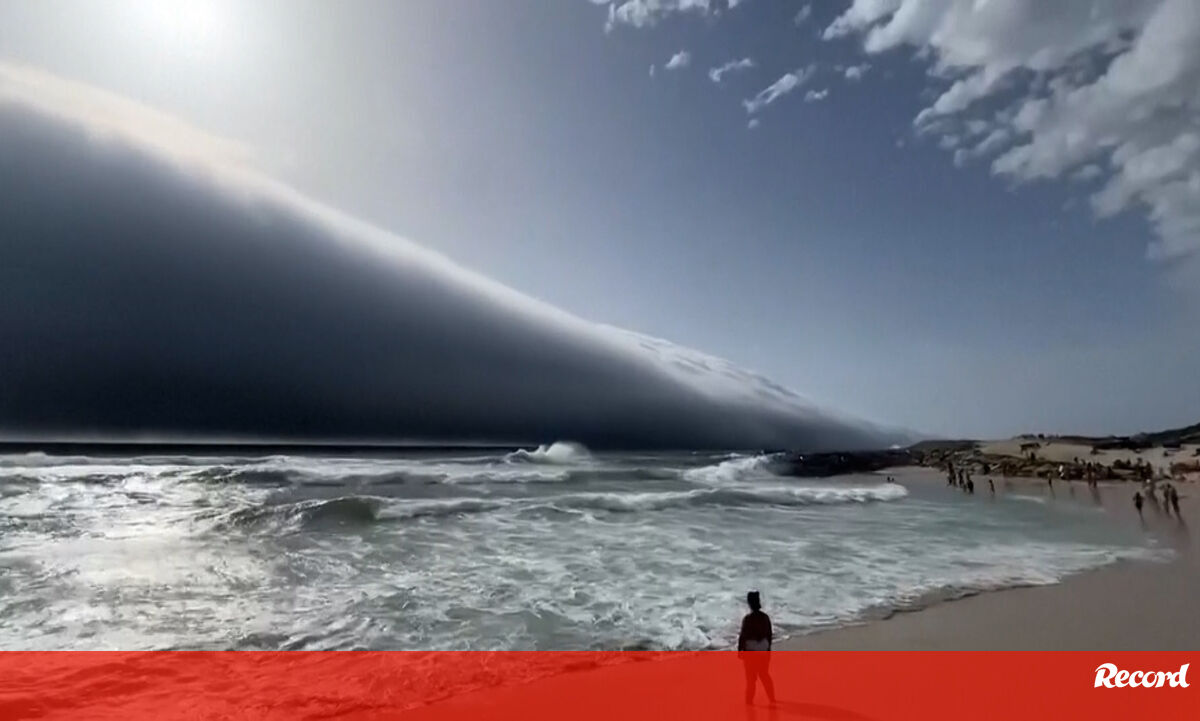 Por que é que o aparecimento da 'nuvem rolo' é um fenómeno extremamente ...