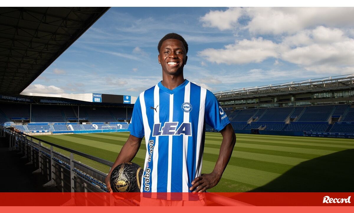 Tomás Mendes chega ao Alverca por empréstimo do Alavés - Alverca ...