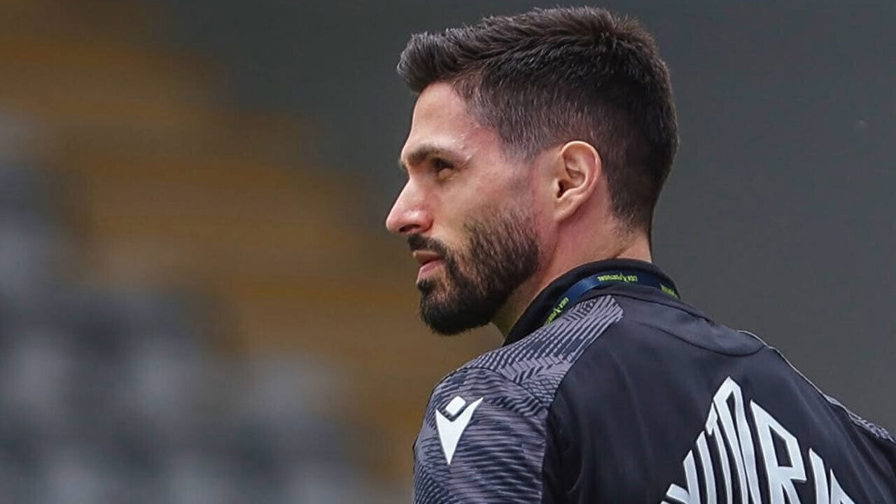 Mais um português no Manchester United para ajudar Ruben Amorim - Man ...