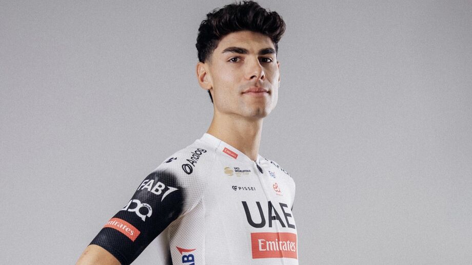 Filippo Baroncini (Emirates) em coma induzido devido à queda que sofreu ...