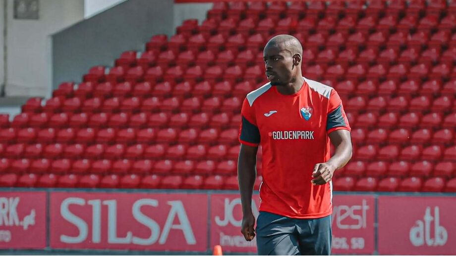 Jonathan Buatu repete convocatória por Angola de Pedro Gonçalves - Gil ...