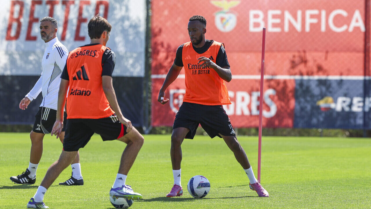 Lukebakio já treina integrado com bola - Benfica - Jornal Record