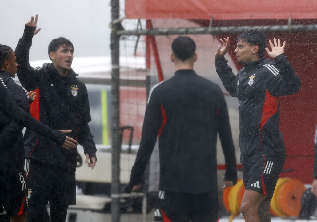 Mourinho chama José Neto e Rodrigo Rêgo: Benfica afina estratégia para ...