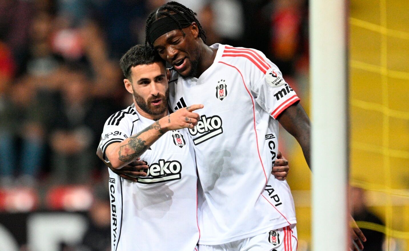 Cimeira Villa/Roma para decidir futuro de Abraham e Bailey