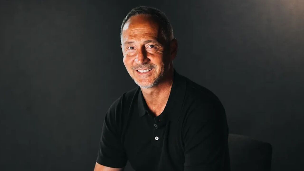 Adi Hütter regressa ao E. Frankfurt e assina até 2029 - E. Frankfurt ...