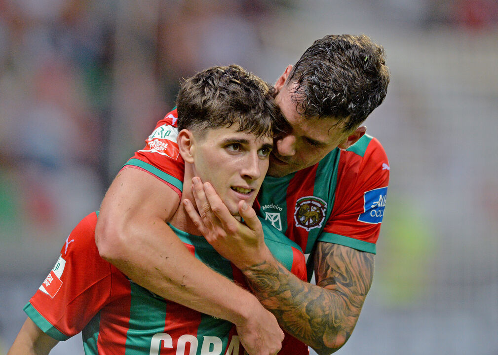Noah e Tejón com mercado - Marítimo - Jornal Record