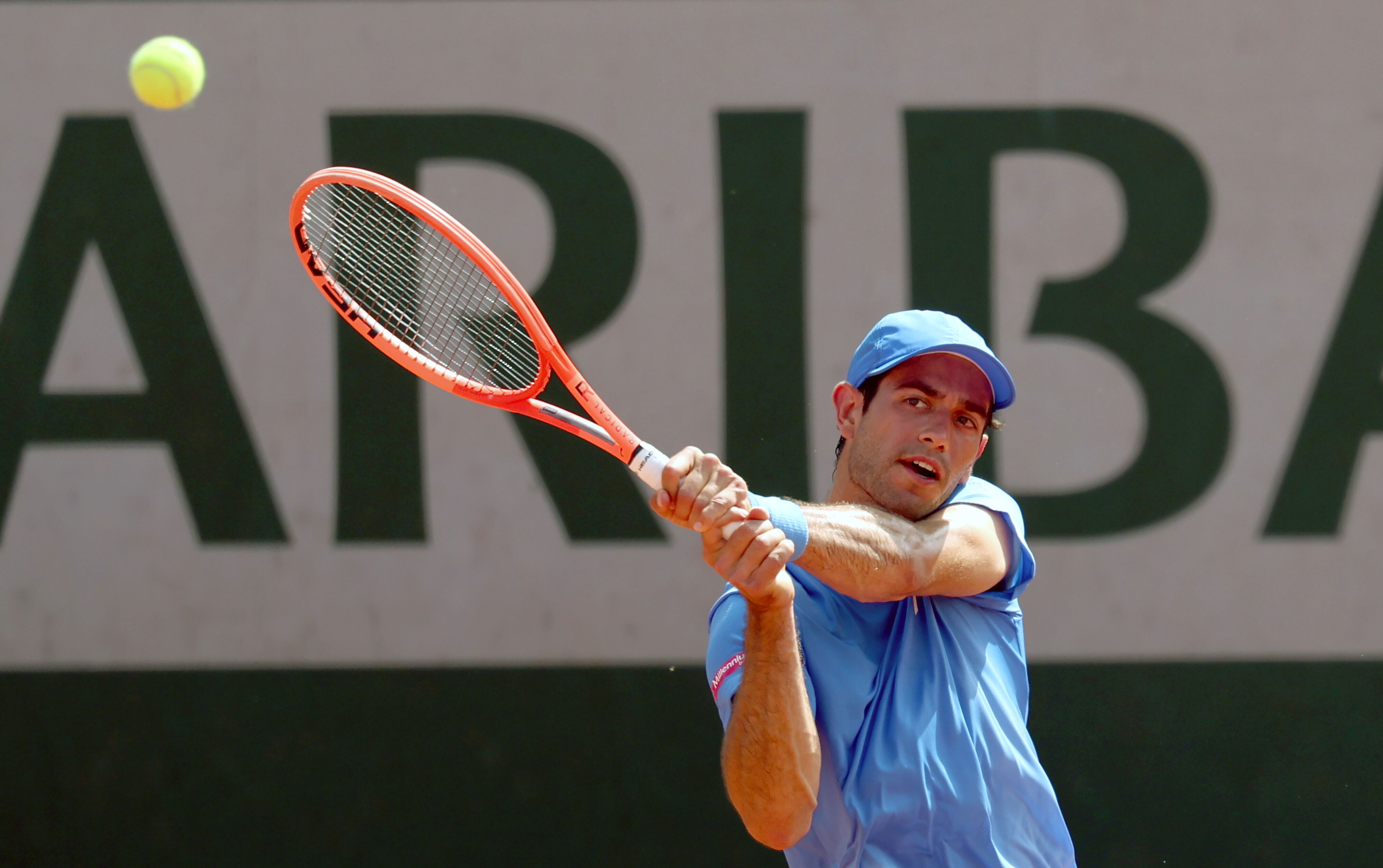Nuno Borges bate Tomas Etcheverry rumo à 2.ª ronda em Paris